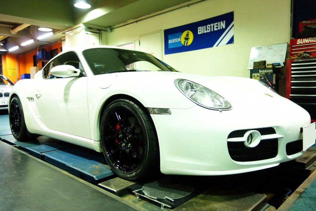 ポルシェ987ケイマンS TWS Motorsport T66-F 18インチホイール取付 | SUNRISE Blvd.